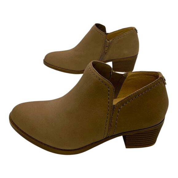 Naturalizer | Shoes | Naturalizer Zarie Block Heel Bootie Light Brown ...